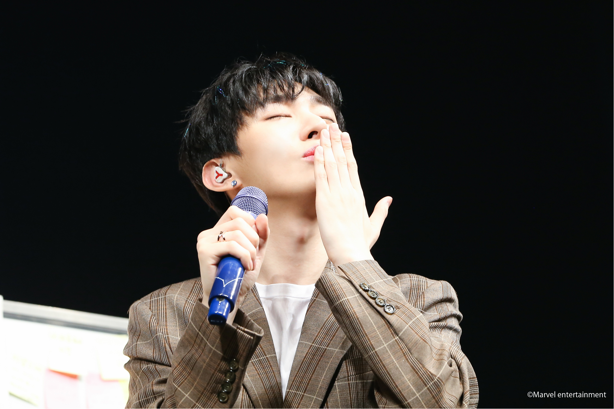 2019-YOON-JI-SUNG-1st-FAN-MEETING-Aside_2 | Whoop Japan Official